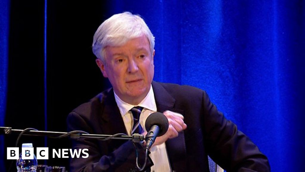 Lord Hall says Blackburn evidence to inquiry 'fell short' - BBC News