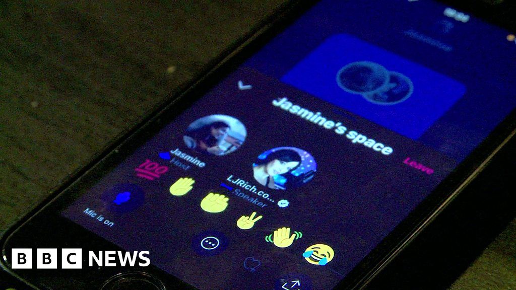 Will audio-only apps change our use of social networks? - BBC News