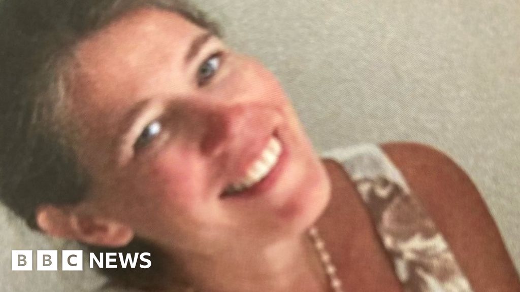 Joanna Hartigan took her own life after confiding in nurse - BBC News