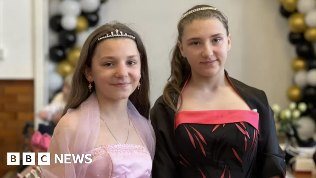 Free prom suits and dresses will be given away to Essex families