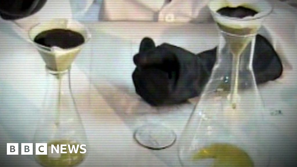 US Yemen raid: Bomb-making video 'mix-up' - BBC News