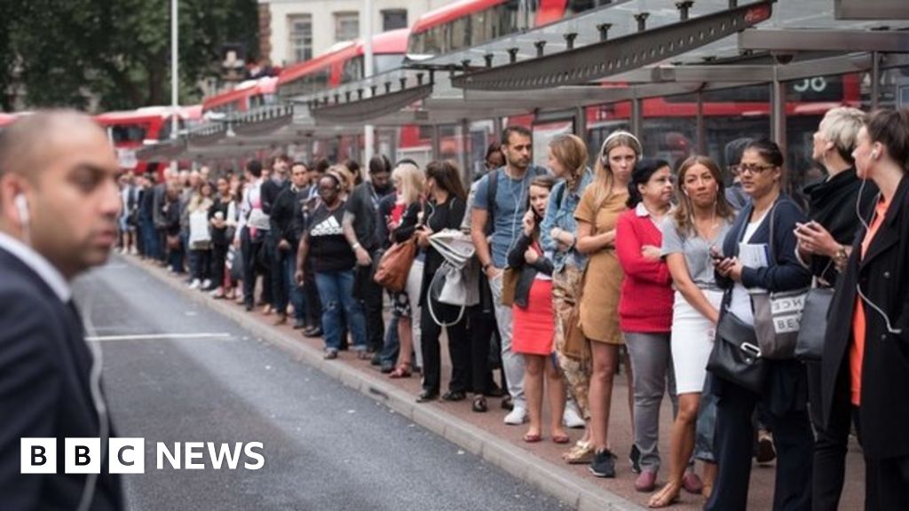 Tube strike suspended by unions - BBC News