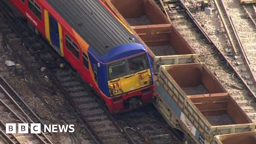 Train derails outside London Waterloo station