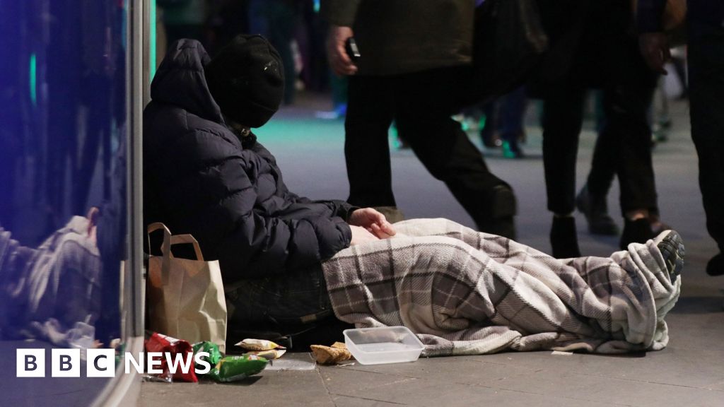 Give excess Army rations to homeless, says Frank Field MP - BBC News