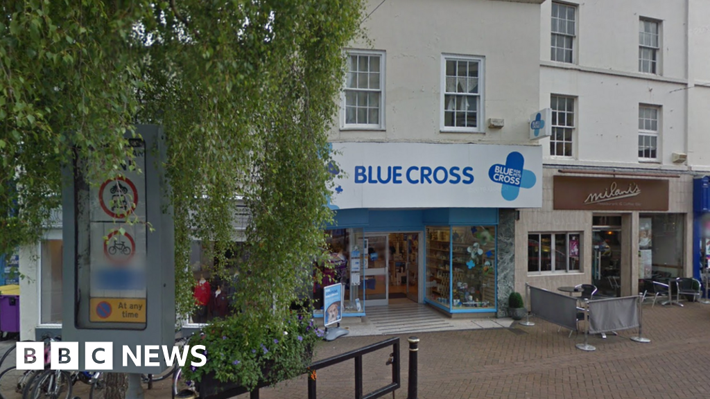 Woman who set Trowbridge shop on fire sentenced - BBC News