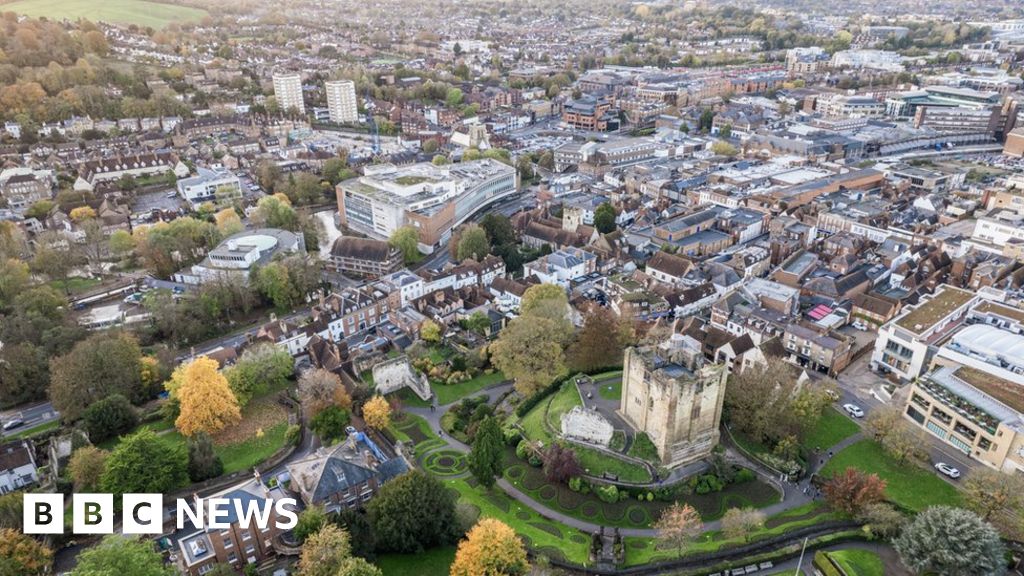 Guildford Borough Council approves maximum 2.99% tax rise - BBC News