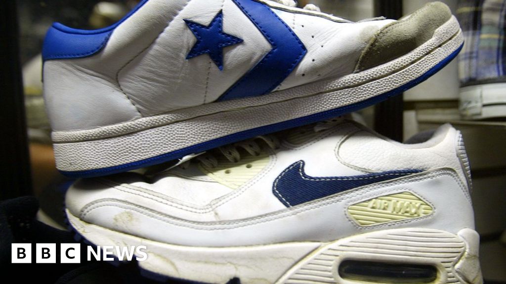 Caller Rang 999 Over Trainer injustice At Bar BBC News caller-rang-999-over-trainer-injustice-at-bar-bbc-news