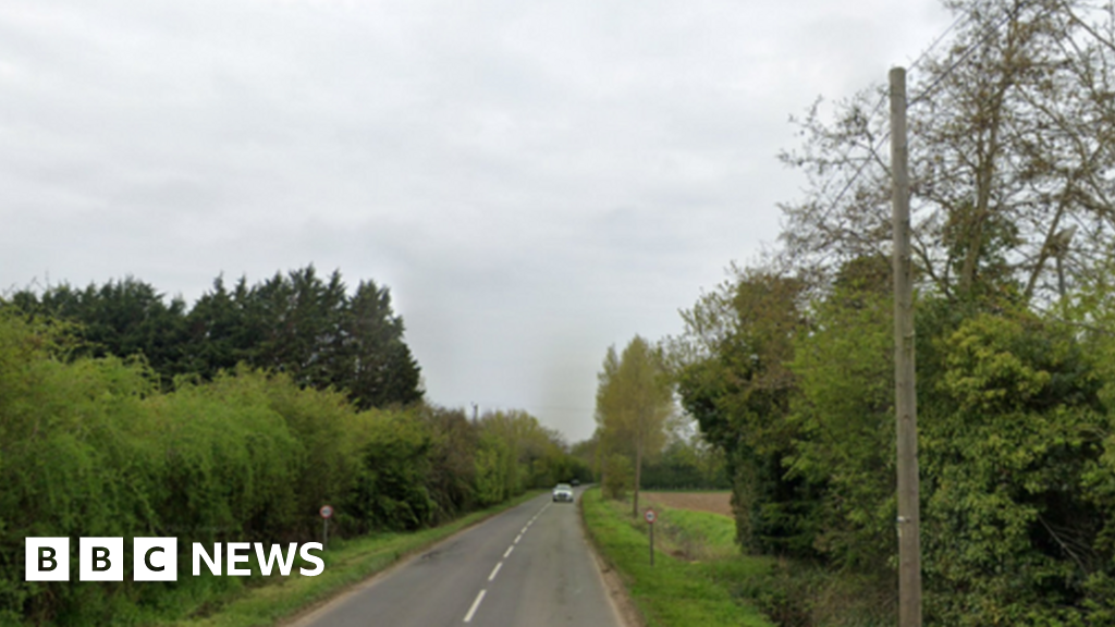 Woman found in Cottenham ditch with serious injuries - BBC News