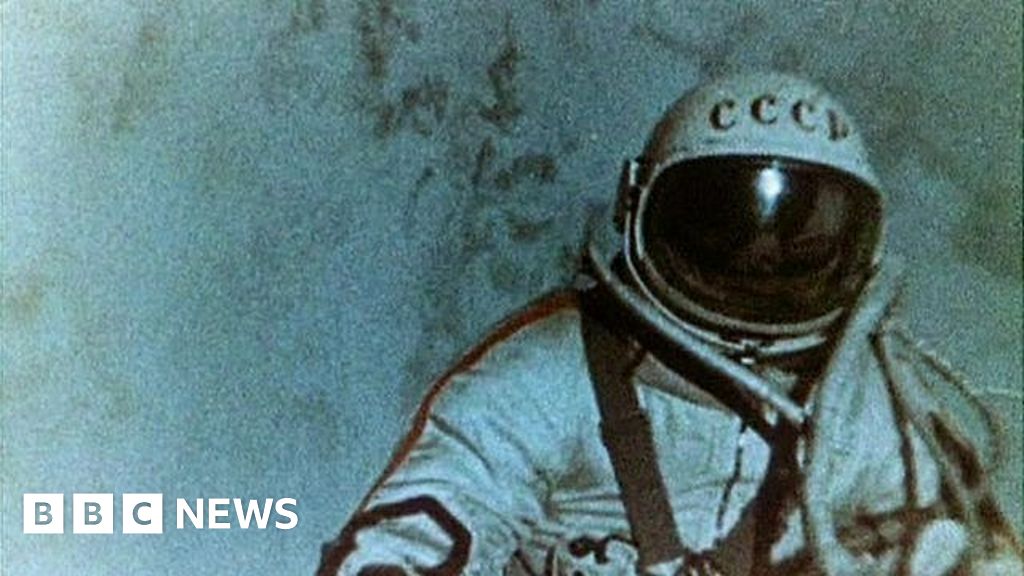 Watch archive footage of some key historic spacewalks - BBC News