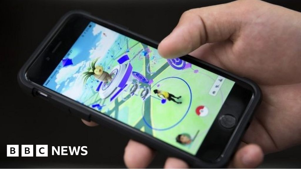 Hundreds of Pokemon Go incidents logged by police - BBC News