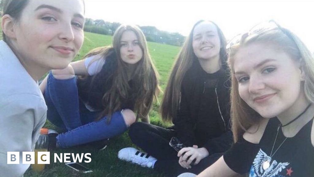 Manchester bomb: Megan Hurley remembered on 21st birthday - BBC News