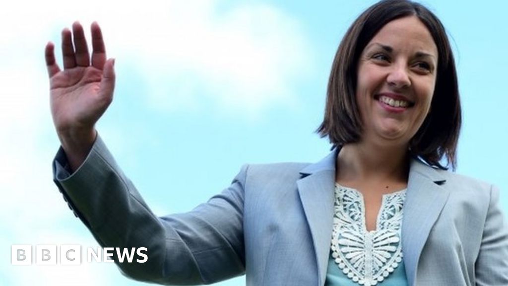 Dugdale vows to fight working-class 'injustices' in education - BBC News