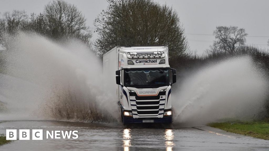 Storm Christoph brings flooding to parts of Northern Ireland - BBC News