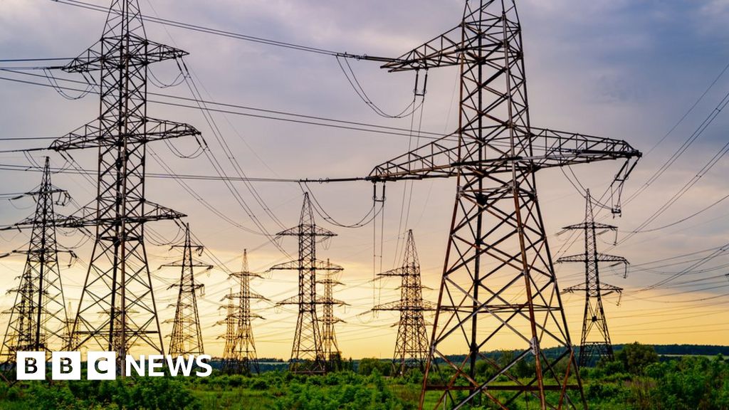 SP Energy announces new green jobs to 'transform' power network - BBC News