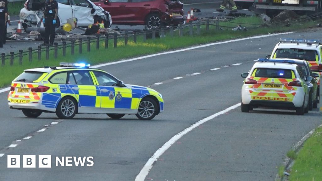 Durham A1 crash: Lorry driver charged after three killed - BBC News