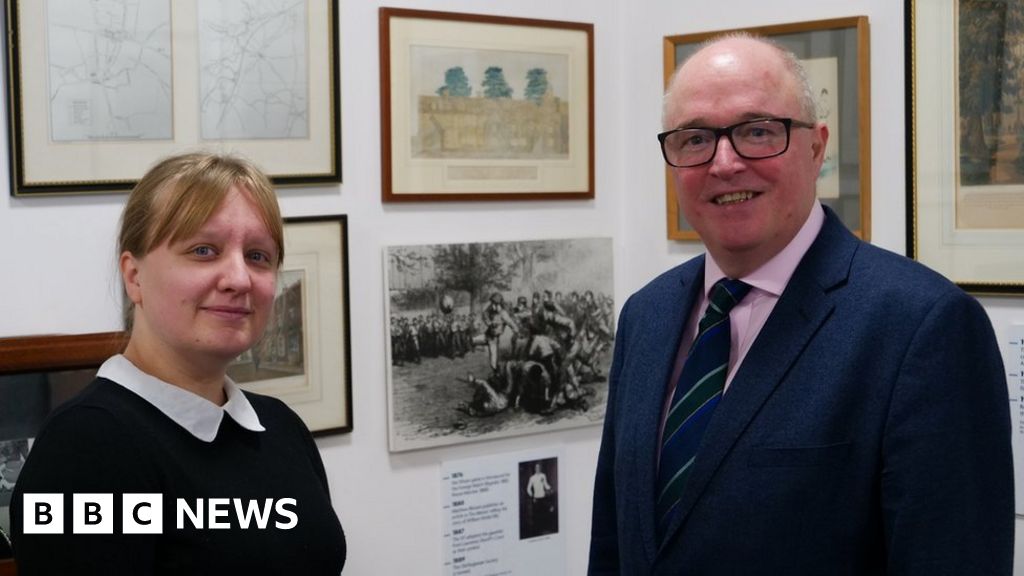 Rugby School bicentenary events mark rugby's birth - BBC News