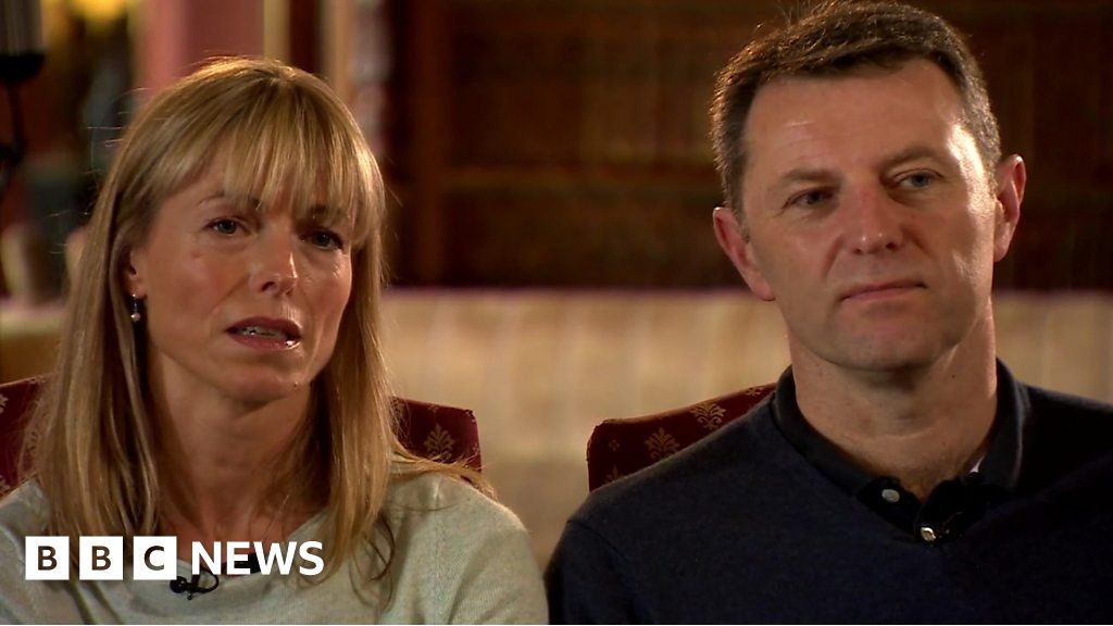 Madeleine McCann: Parents mark 10 years since daughter went missing - BBC News
