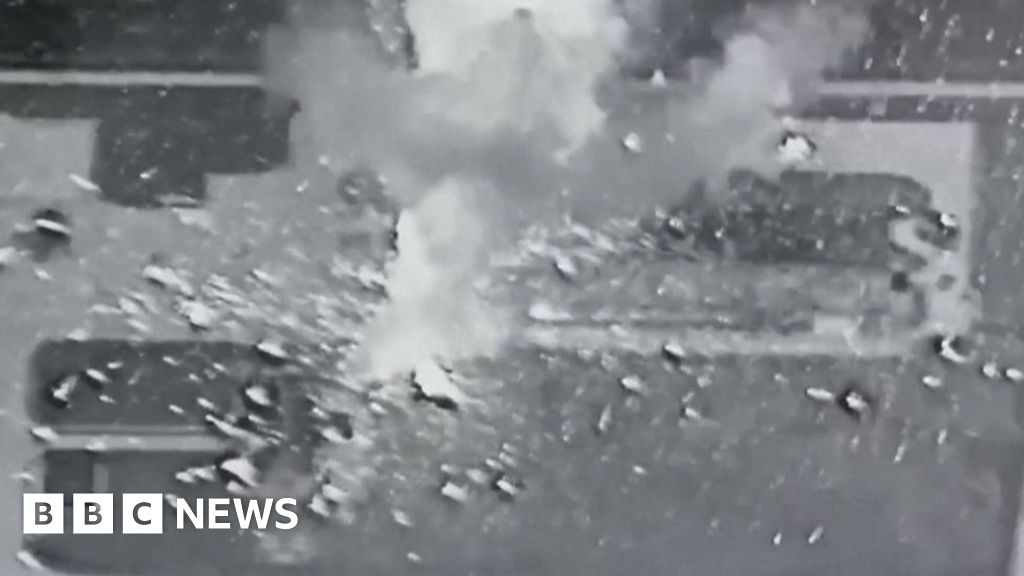 Belgorod: Russia video claims to show air strikes on insurgents