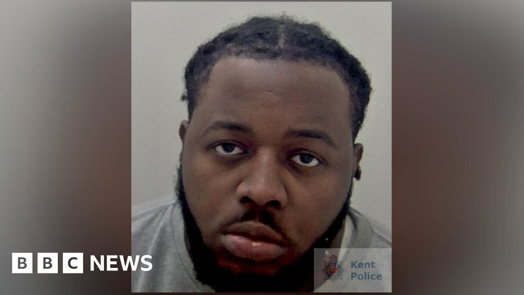 Dartford: Man sentenced to 11 years for knife attack - BBC News
