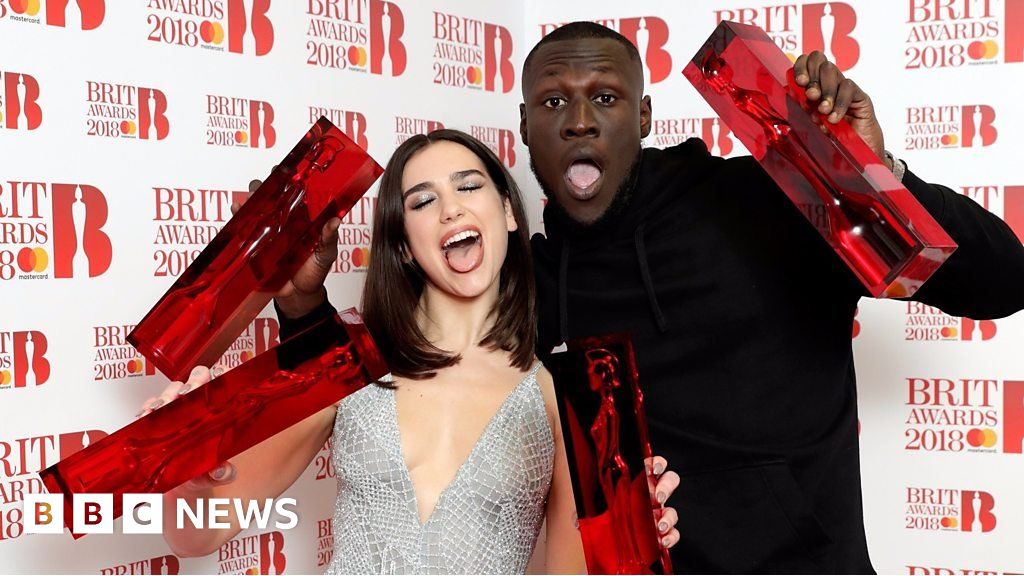 Brit Awards 2018 in two minutes: Stormzy and Dua Lipa win big - BBC News