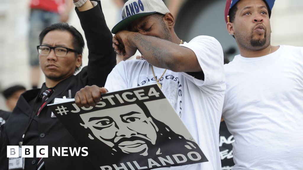 Philando Castile death: Mother gets $3m over police shooting