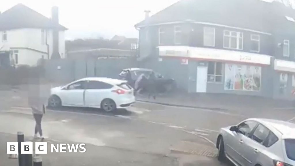 Sheffield drive-by shooting captured on CCTV - BBC News