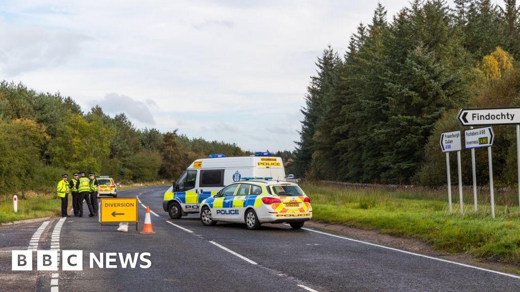 Man, 77, dies in two-car crash on A98 near Findochty - BBC News
