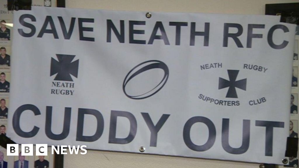 Neath rugby fans: 'Wind up the club so we can rebuild' - BBC News