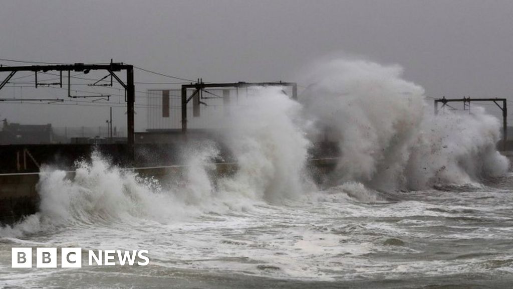 Parts of Scotland hit by more heavy rain following Storm Callum