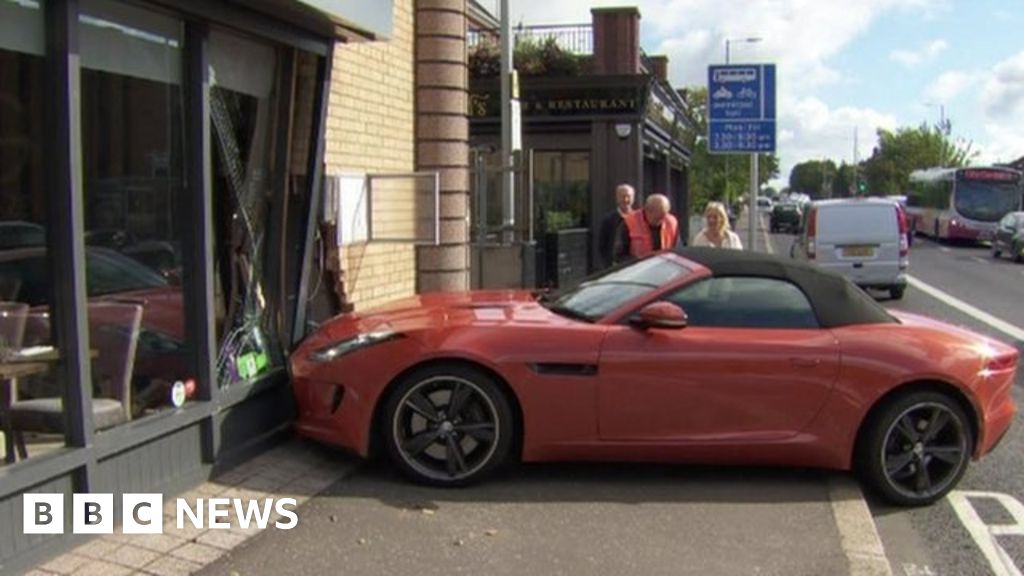 Car crashes into restaurant window in east Belfast - BBC News