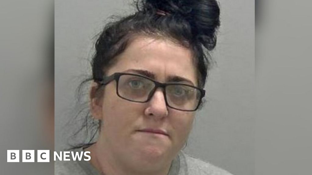 Woman jailed over false alibi in Wishaw shooting plot - BBC News