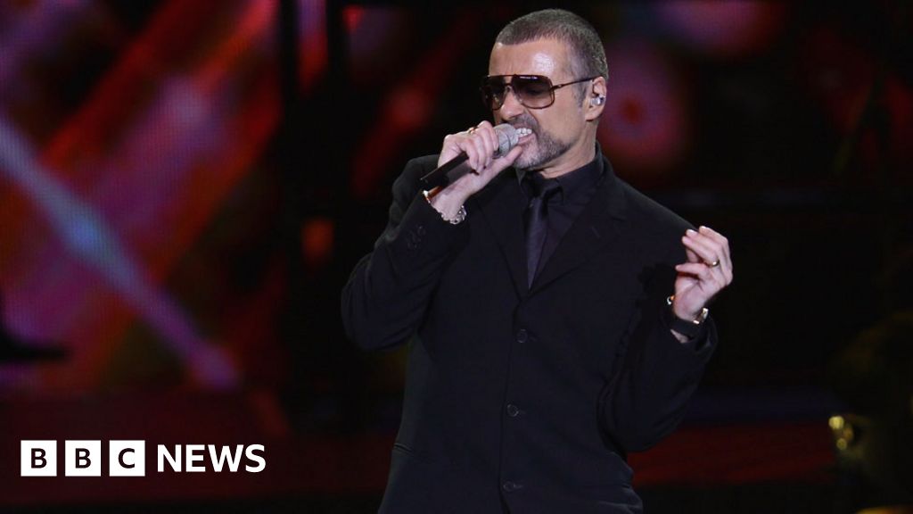 George Michael heading for posthumous number one - BBC News
