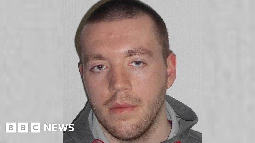 Police Appeal For Help Tracing Missing Man Ross Wright Bbc News