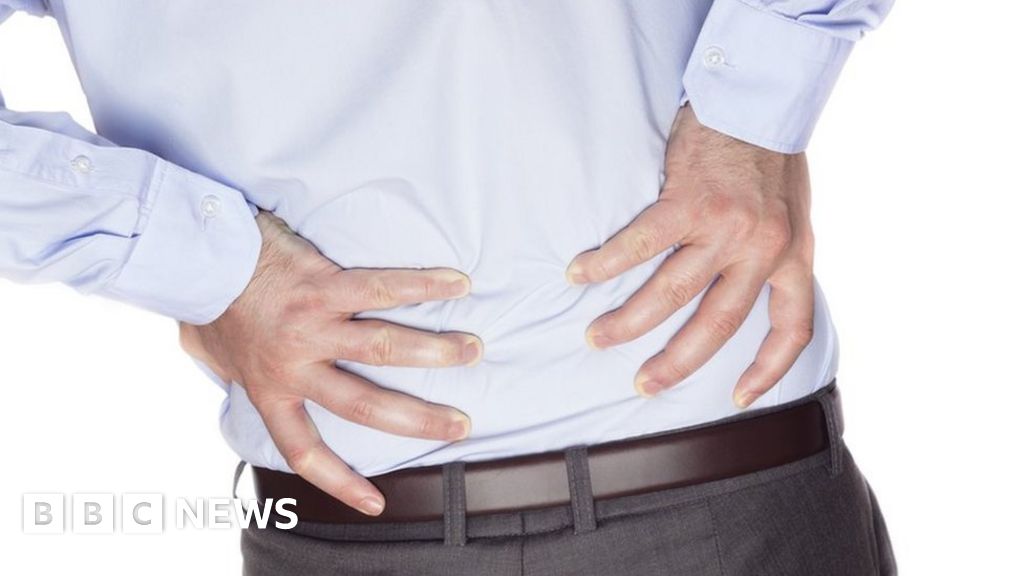 Doctor in the House: How to manage back pain - BBC News