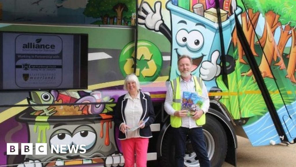 Derbyshire schools to learn about waste in bin wagon class - BBC News
