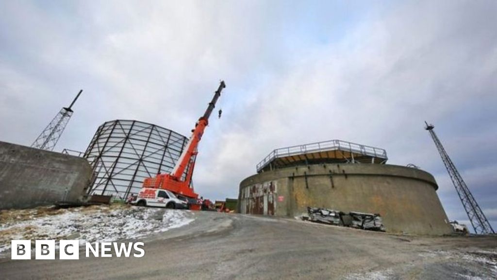New RAF radar station on Shetland nears completion - BBC News