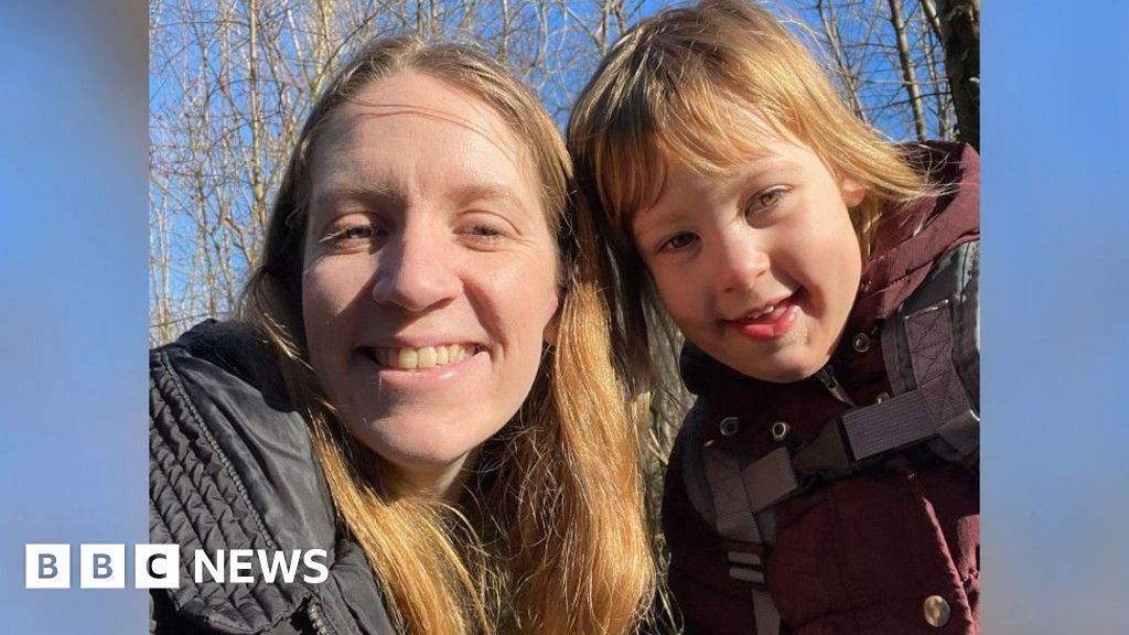 Charity status helps support other families with rare disease - BBC News