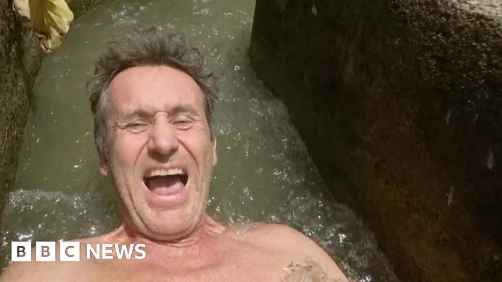Bruce Parry's not so typical morning routine - BBC News