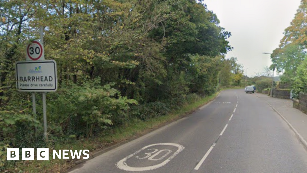 Three people taken to hospital after Barrhead car crash