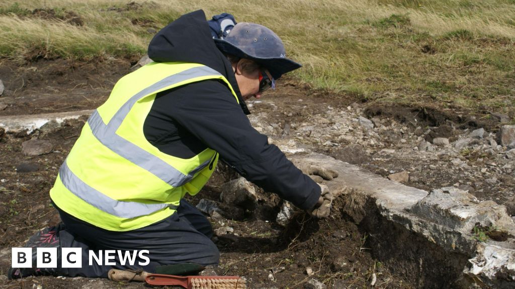 Dig to uncover history of 'controversial' Operation Market Garden