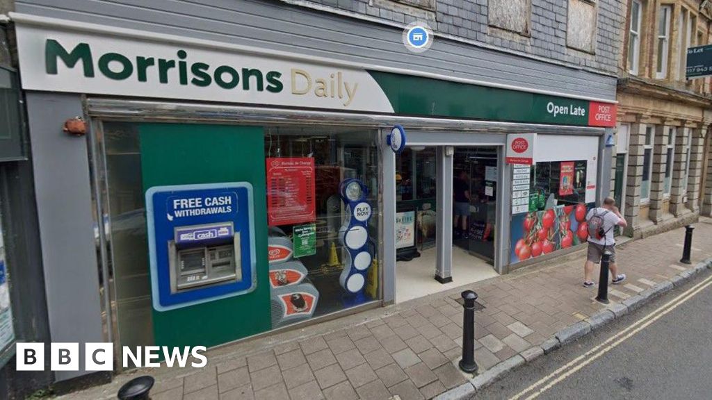 Kingsbridge knifepoint robbery sparks police appeal