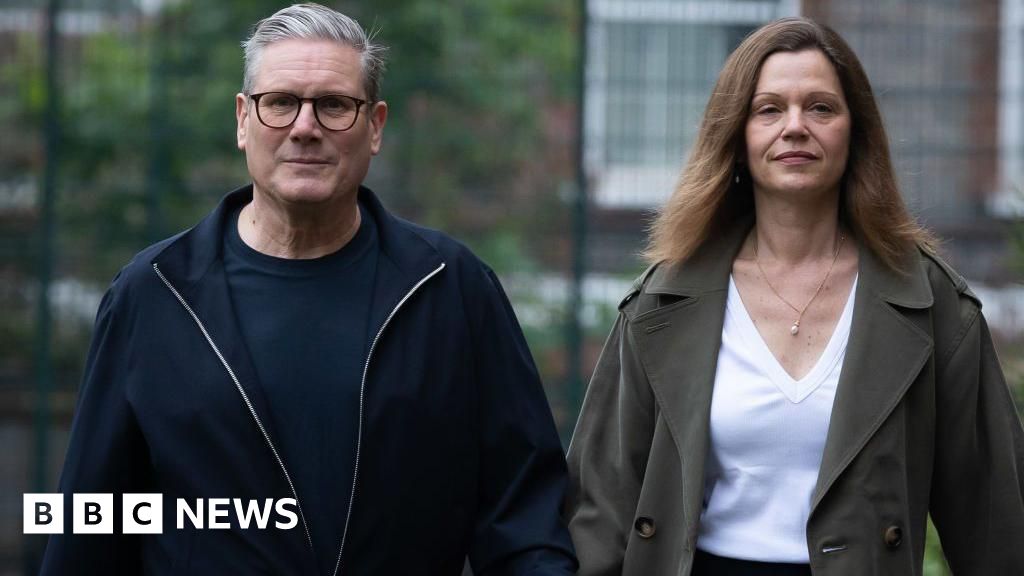 Trio guilty over pro-Palestine protest at Sir Keir Starmer's home - BBC ...