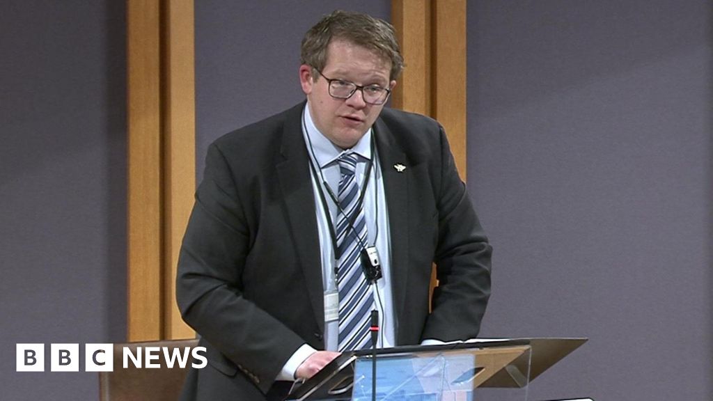 Welsh Tory deletes 'get rid of Senedd' social media post - BBC News