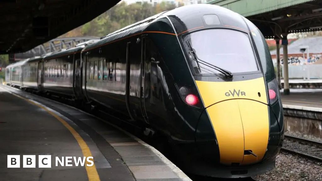 What is behind GWR cancellations and delays on Sundays?