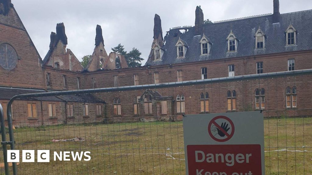 Safety warning after access attempt at fire-hit Dumfries convent - BBC News