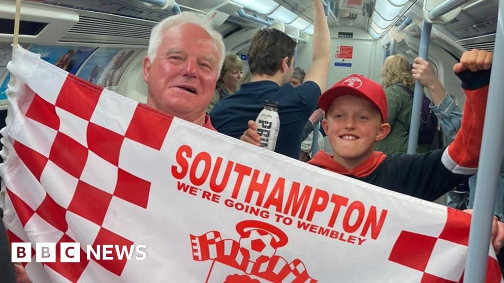 Saints football fans head to Wembley for play-off final against Leeds ...