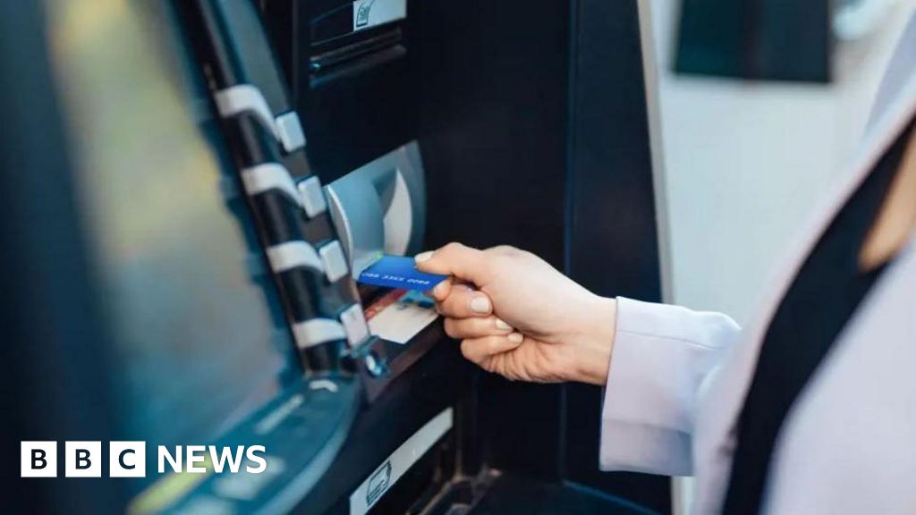 Rise in cash machine card thefts in Bradford city centre - BBC News
