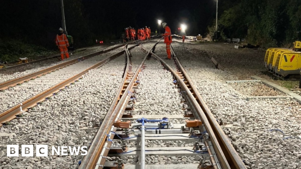 Leicester: Disruption warning over major rail engineering work
