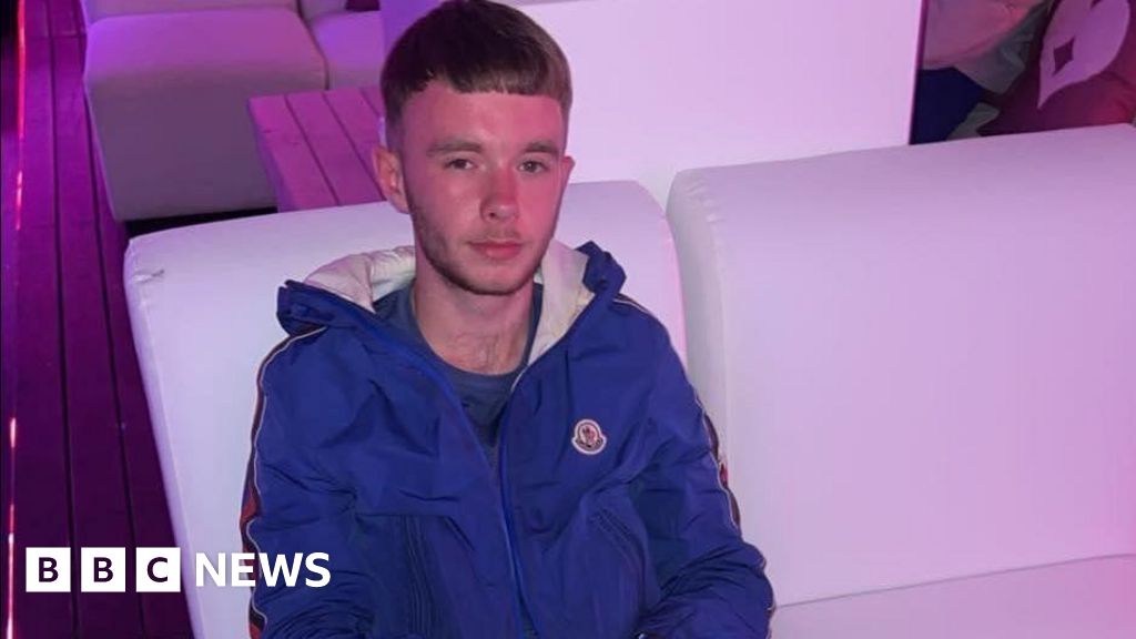 Barry: Crash victim's death leaves 'huge void', says family - BBC News