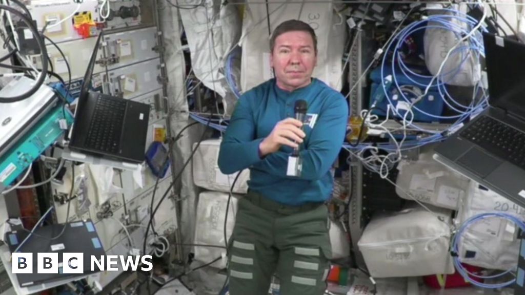 Exeter University astronaut: Going to space 'never grows old' - BBC News